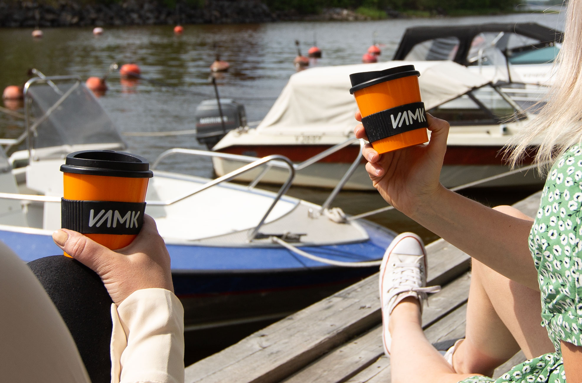 Ideointia ja innovointia – sanoista tekoihin: kuraattorin ja uraohjaajan valokuvapäiväkirja ...